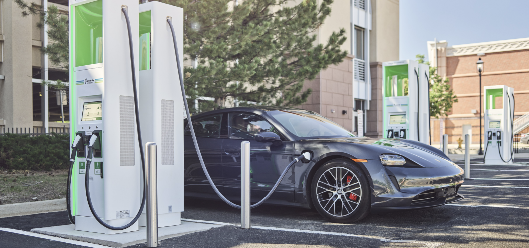 800 volt electric car store
